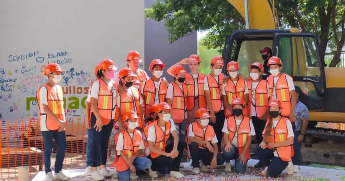 Arrancan reconstrucción del DIF Capullos